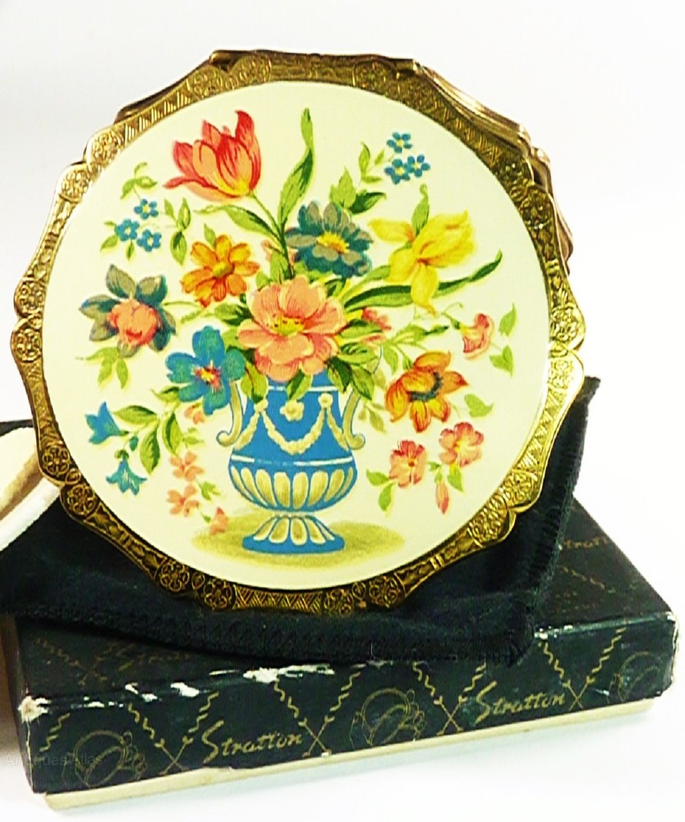 Antiques Atlas - Rare Late 1950s Stratton Compact Mirror as395a2344
