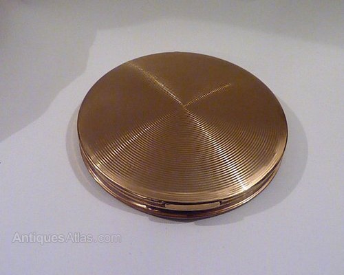 Antiques Atlas - Rare Royal Themed Stratton CORONA Compact 1953