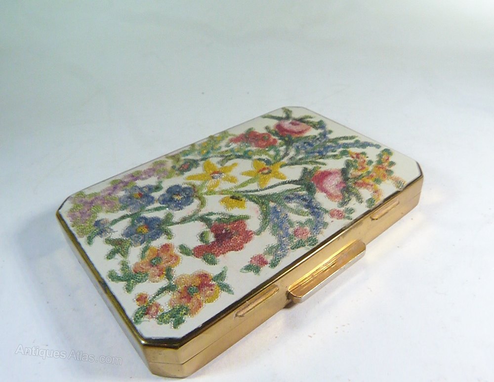 Antiques Atlas - Rare Stratton Compact Ballotini Loose Powder as395a1829