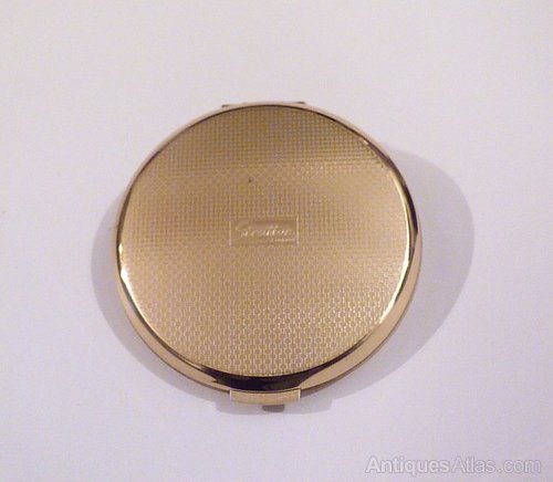 Antiques Atlas - Refillable Powder Mirror Compacts