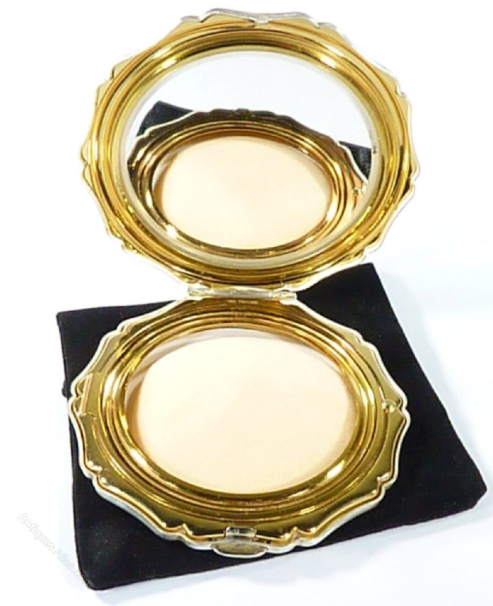 Antiques Atlas - Silver Plated Stratton Makeup Compact Unused as395a2204