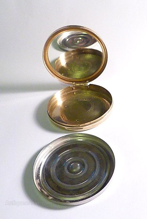Antiques Atlas - Something Old Gifts Yardley Powder Compact as395a1810