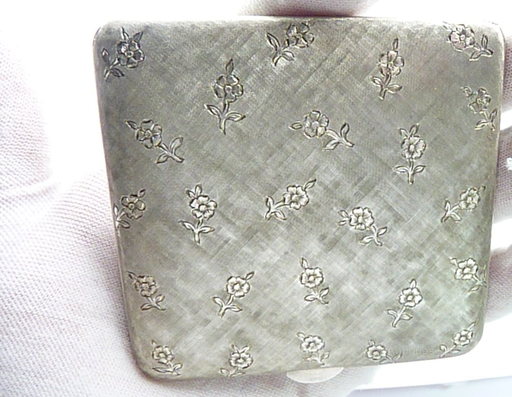 Antiques Atlas - Superb Antique Silver Compact Mirror