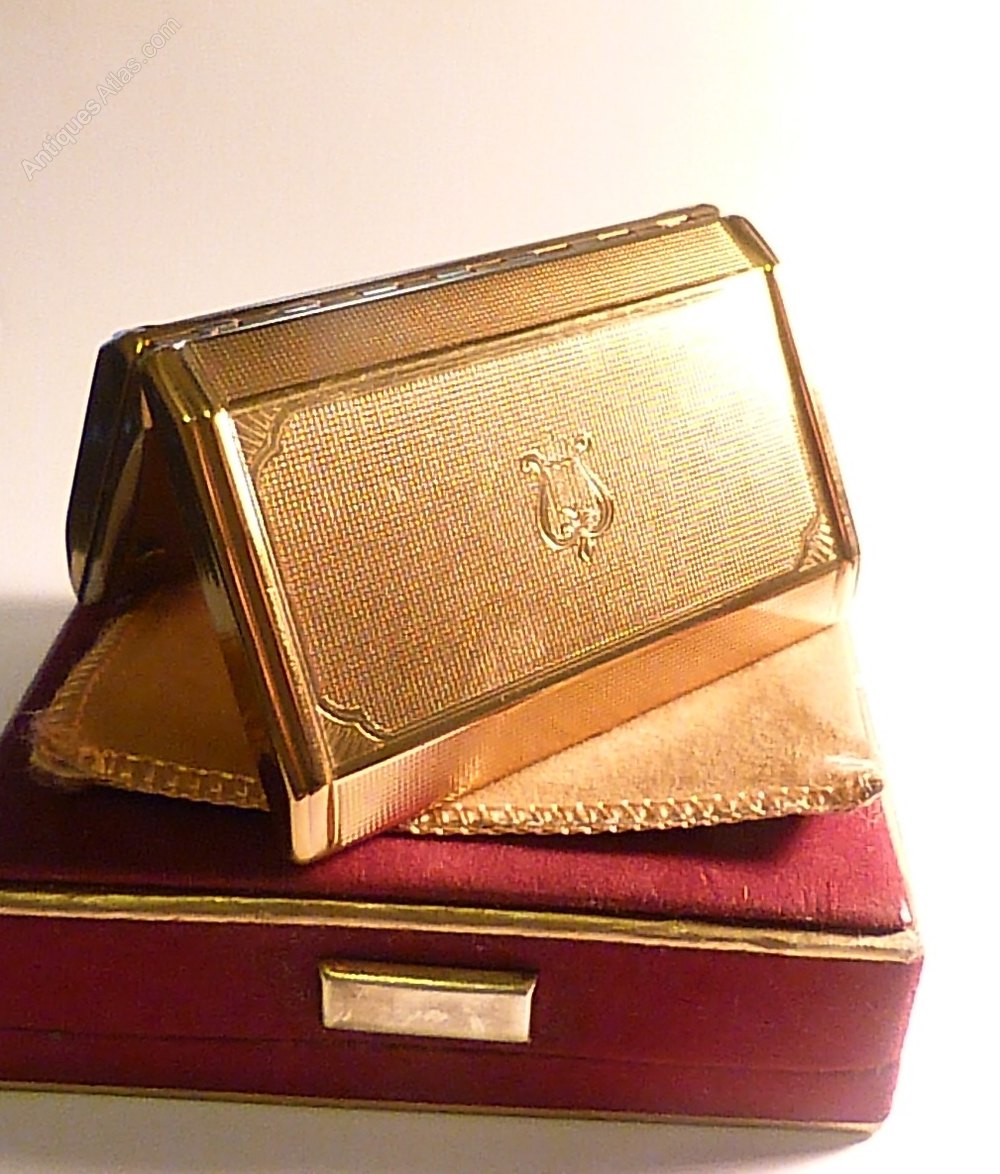 Antiques Atlas - UNUSED Cased Melissa Musical Powder Box 1950s