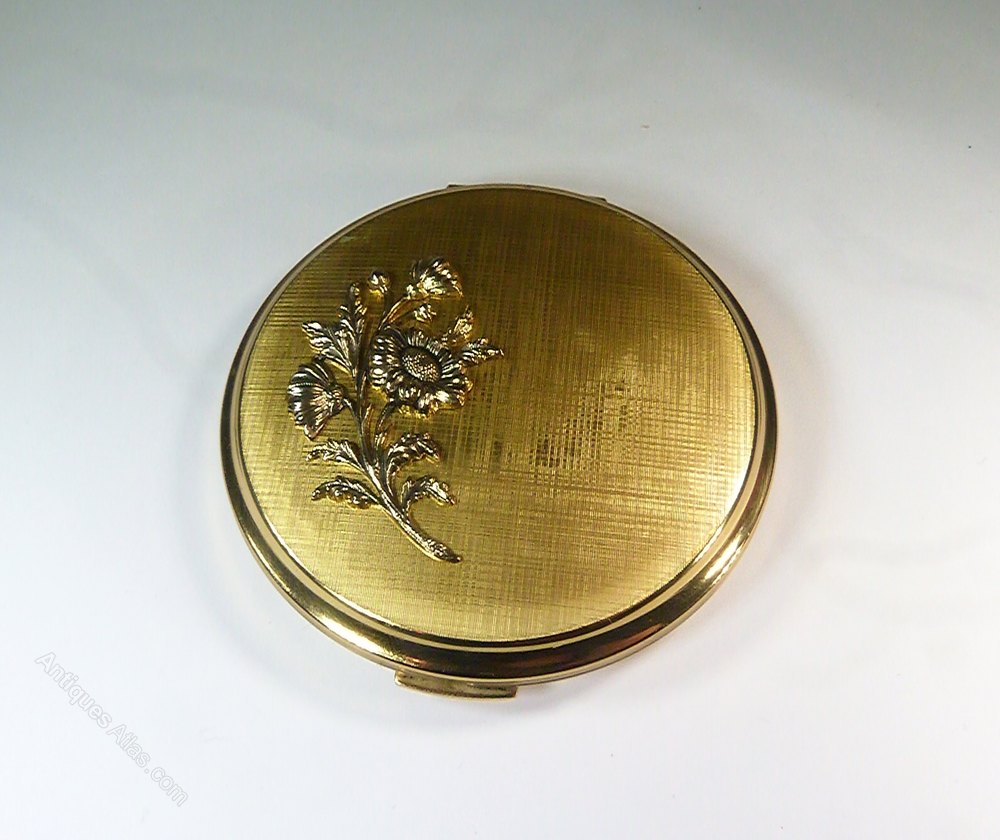 Antiques Atlas - Unused Stratton Powder Compact Vanity Mirrors as395a1813