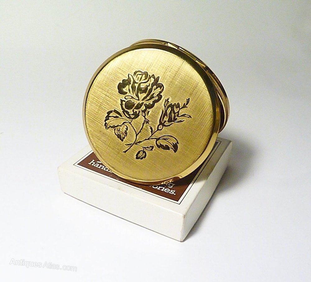 Antiques Atlas - Unused Vintage Stratton Powder Compact as395a1745