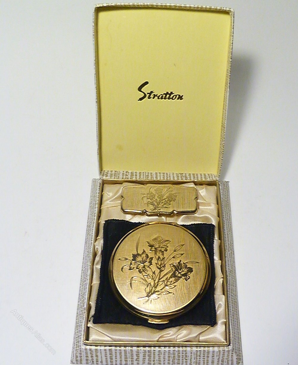 Antiques Atlas - Unused Vintage Stratton Vanity Set 1970s