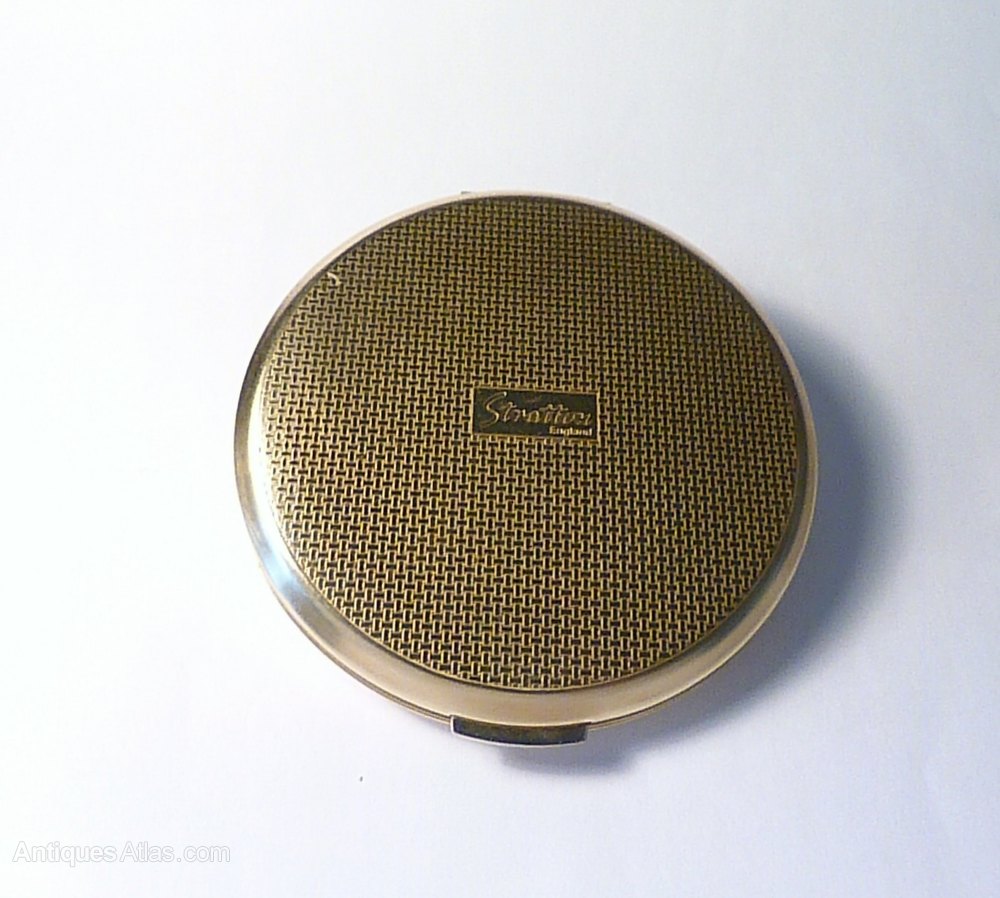 Antiques Atlas - Vanity Mirrors Stratton Powder Compacts