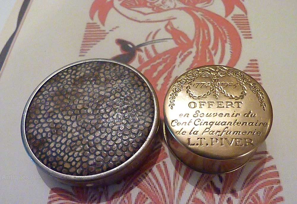 Antiques Atlas - Very Rare 1920s L.T. Piver Powder Tin Compacts