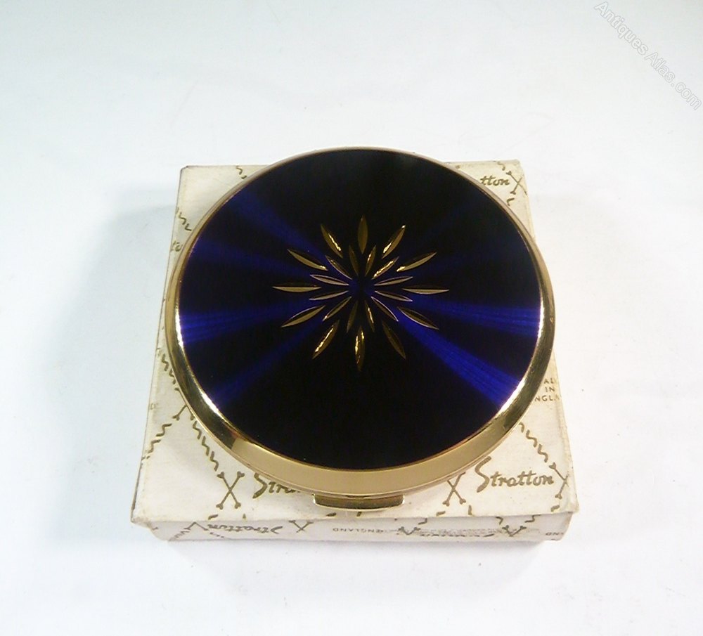 Antiques Atlas - Vintage Cobalt Blue Enamel Stratton Compact