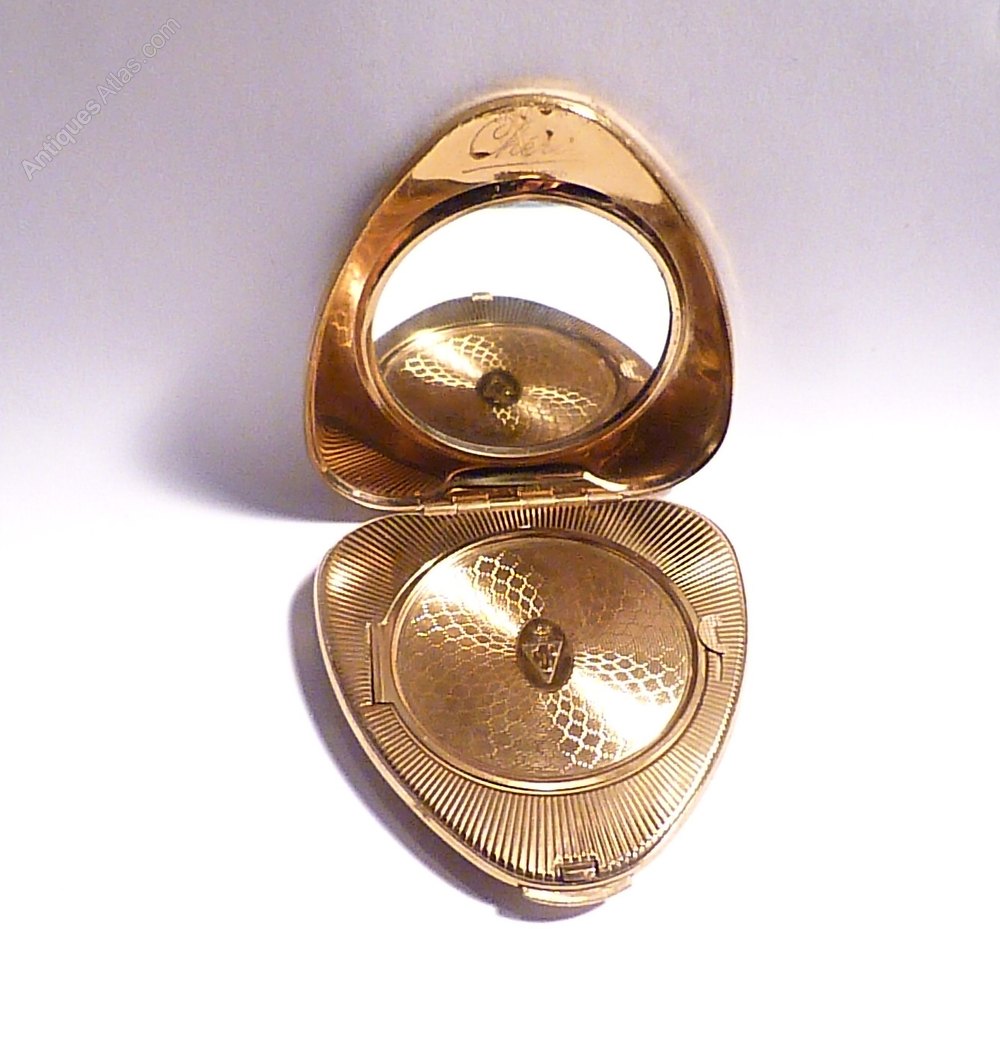 Antiques Atlas - Vintage Kigu CHERIE Powder Compact