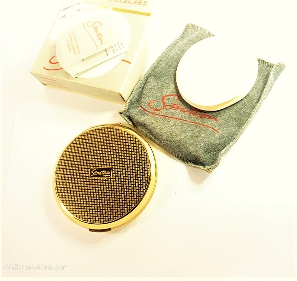 Antiques Atlas - Vintage Stratton Powder Compact Unused