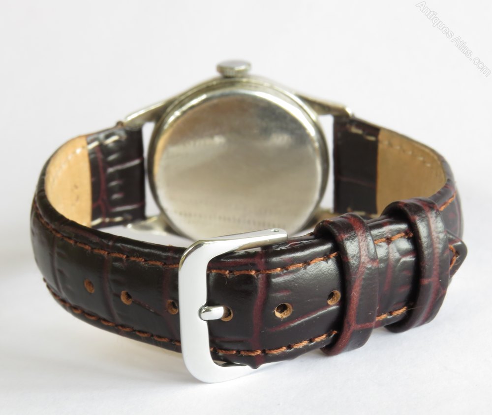 Antiques Atlas - 1930s Mid-size Silver Wrist Watch