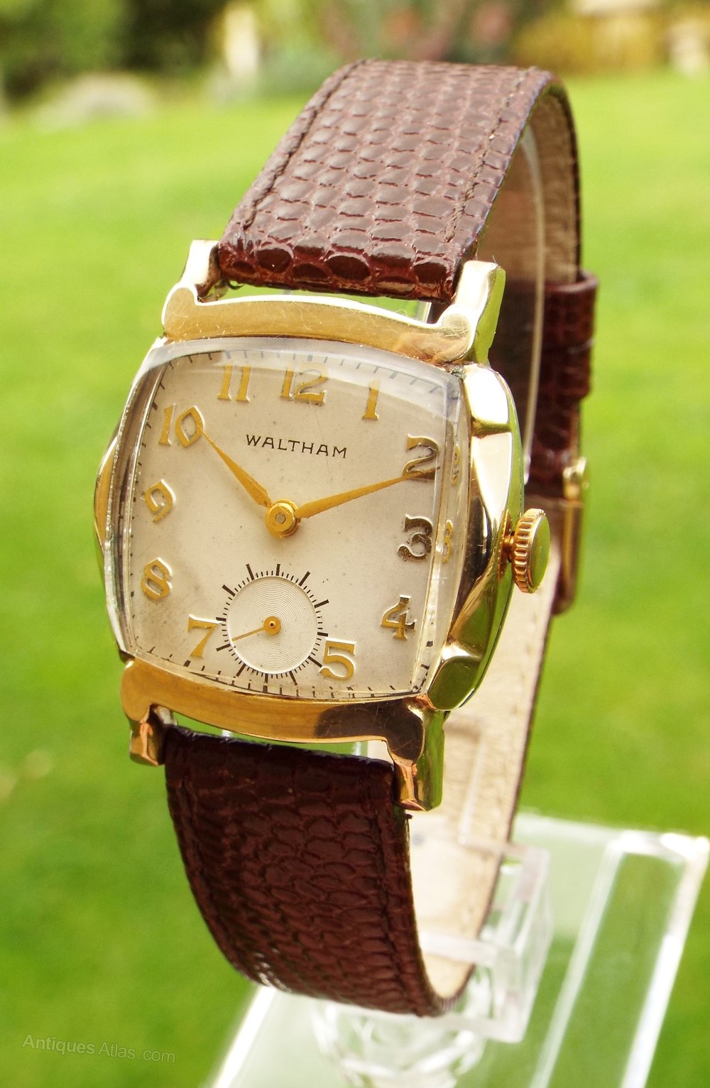 Antiques Atlas - 1950s Mid-size Waltham Wrist Watch.