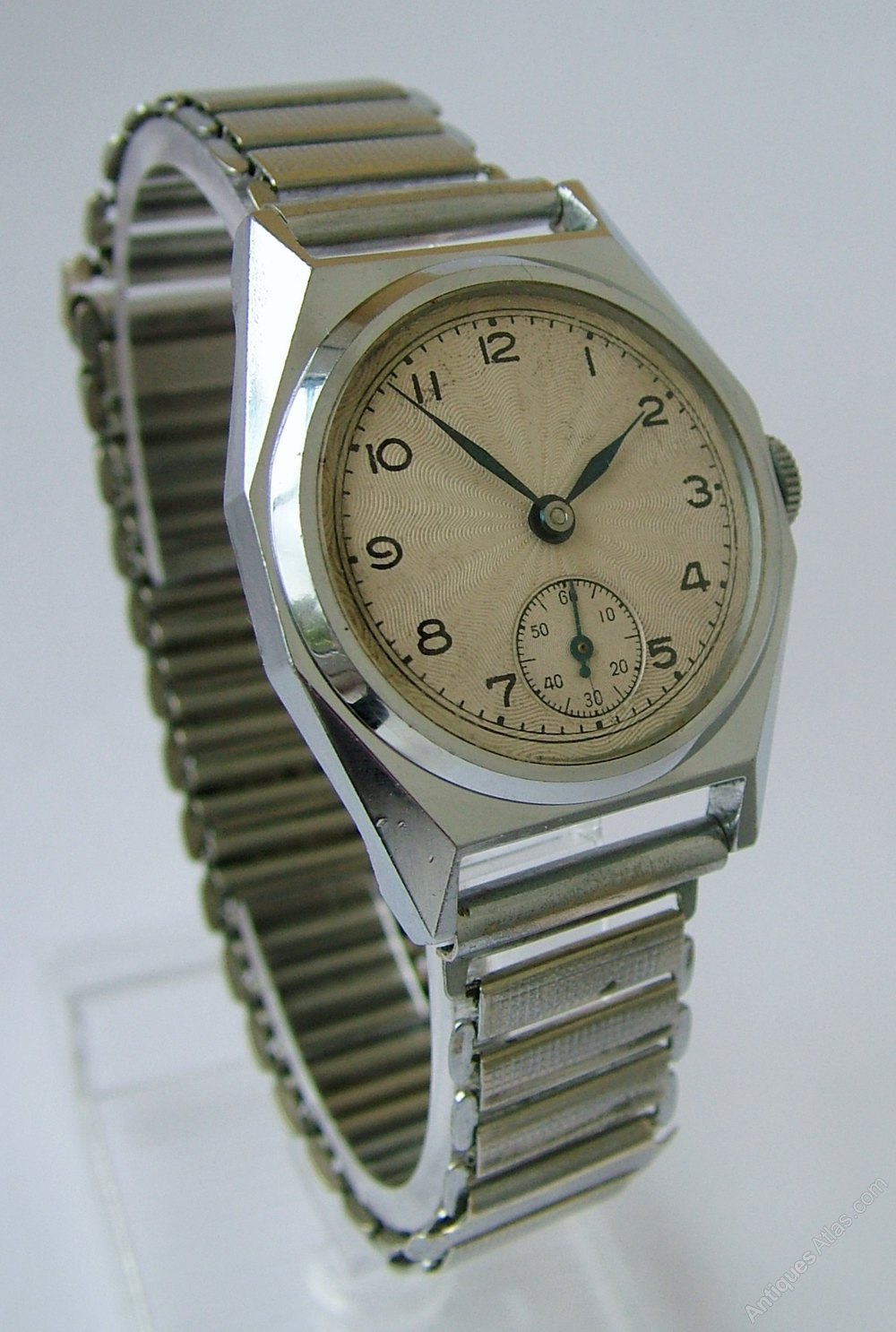 Antiques Atlas - A 1930s Mid-size Audax Wrist Watch as170a3395