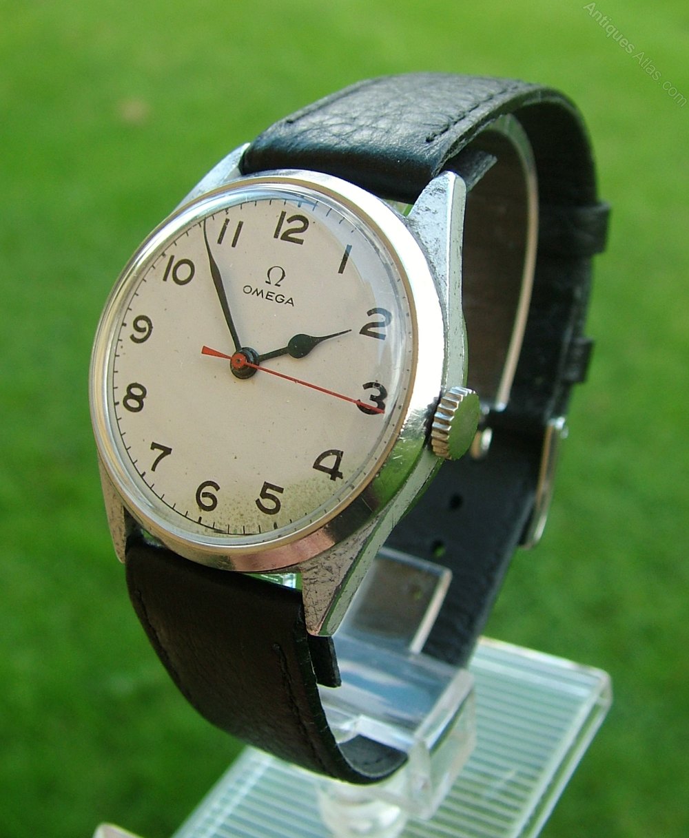 Antiques Atlas - A WW2 Omega 30T2 SC Military Wrist Watch as170a3517