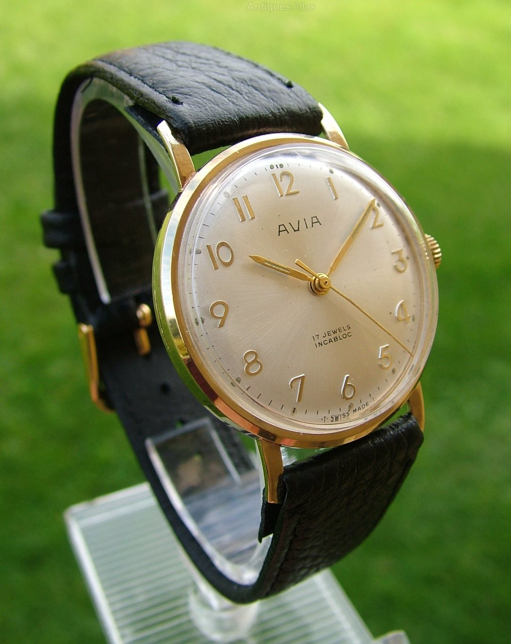 Antiques Atlas - A Gents 9 Carat Gold Avia, 1967 as170a3515