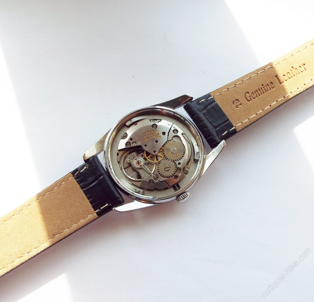 Antiques Atlas - A Gents Late 1960s Titoni Airmaster Wrist Watch as170a4074