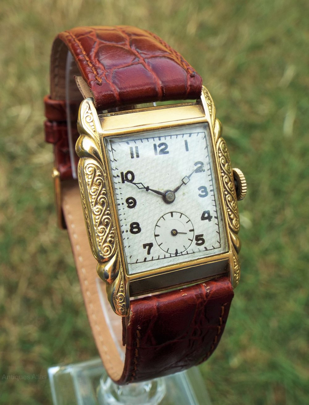 Antiques Atlas - Gents 18ct Gold Wrist Watch, 1927 as170a5656