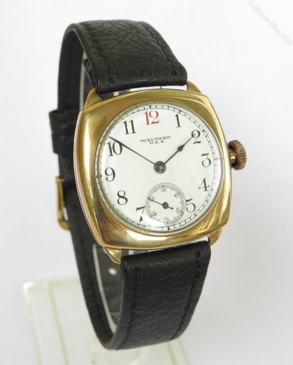 Antiques Atlas - Gents 1930s 9ct Gold Waltham Wrist Watch