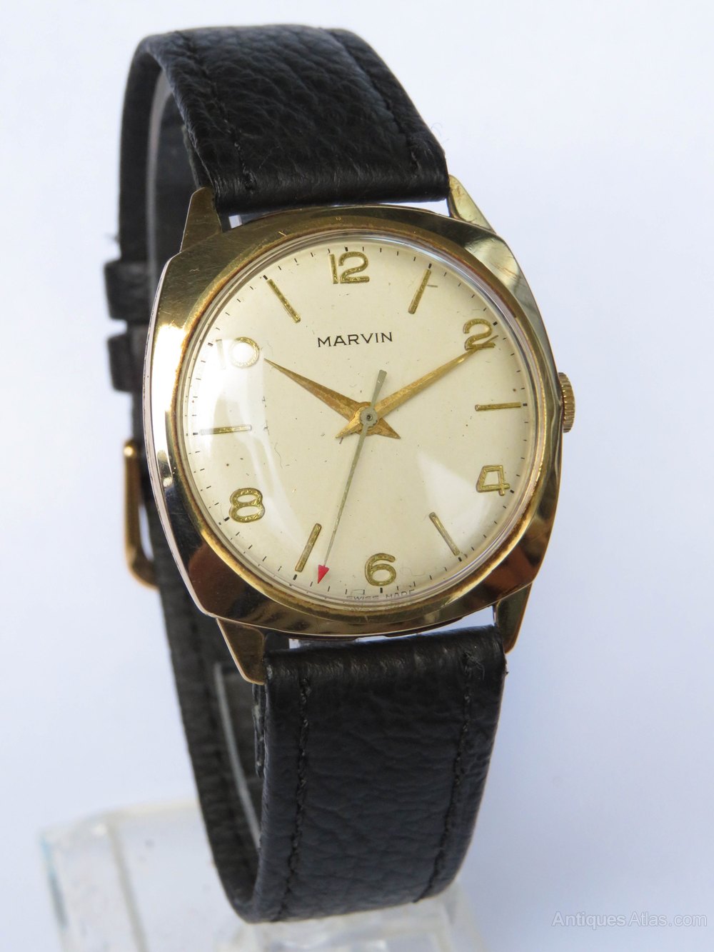 Antiques Atlas - Gents 1950s 9ct Gold Marvin Wrist Watch as170a7511