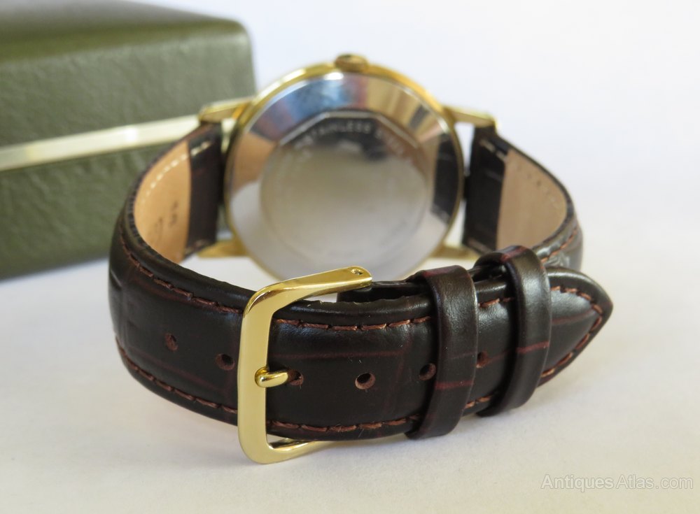 Antiques Atlas - Gents 1960s Avia De Luxe Wrist Watch, Box & Papers ...