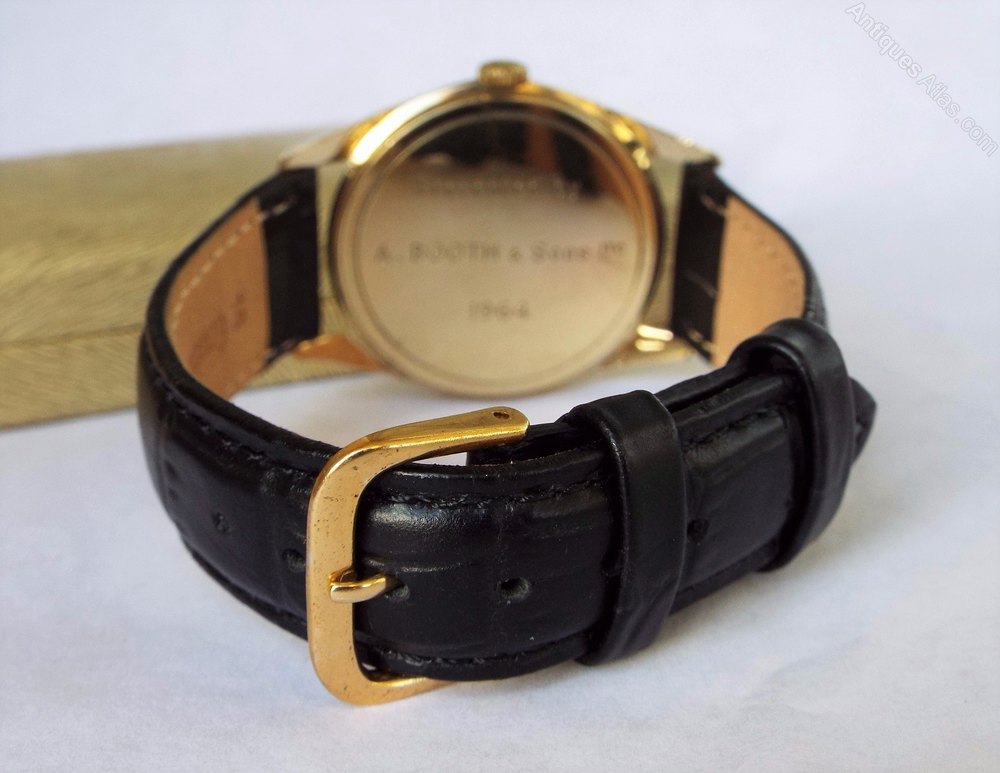 Antiques Atlas - Gents 9 Carat Gold Everite Wrist Watch, 1961 as170a6388