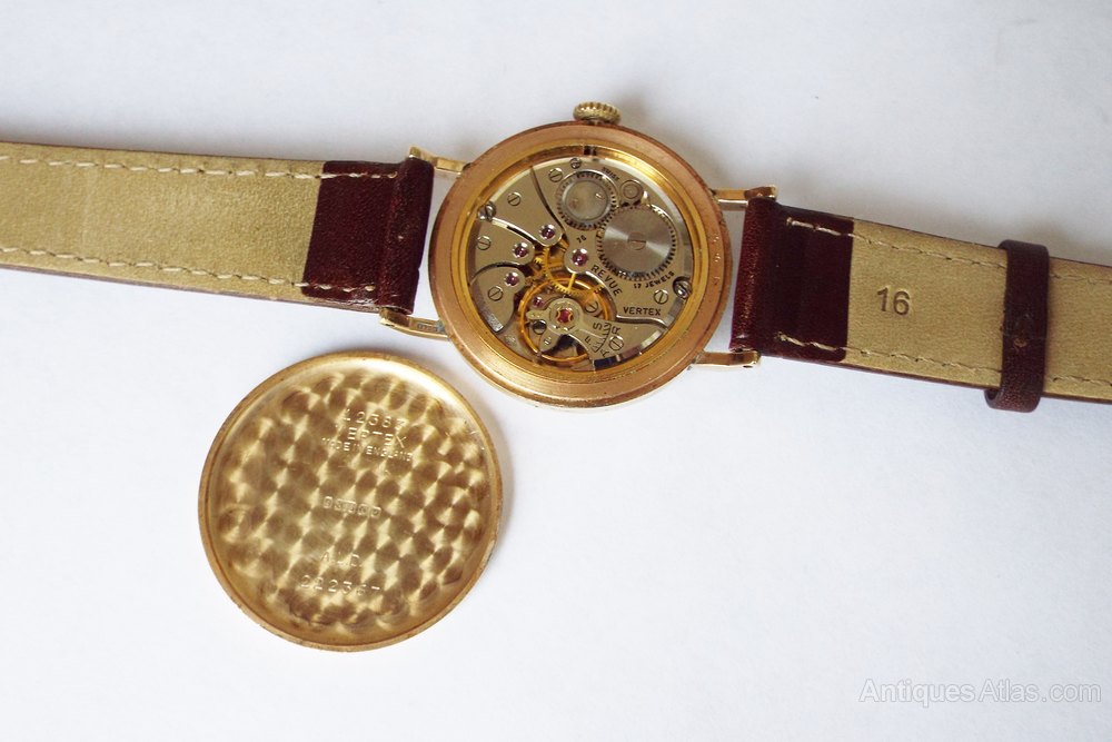 Antiques Atlas - Gents Boxed 9ct Gold Vertex Revue Watch, 1963 as170a4885