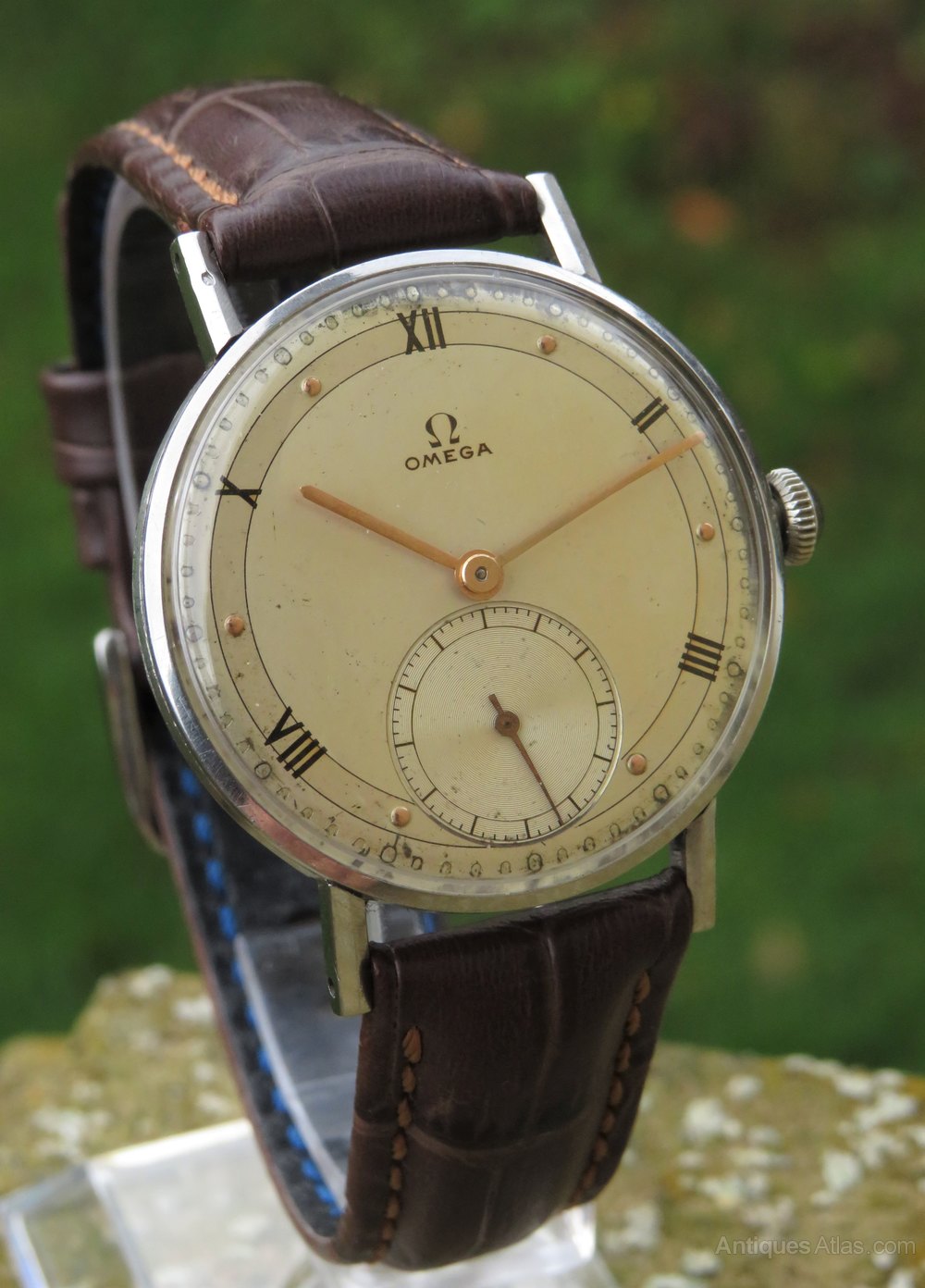 Antiques Atlas - Gents Good-sized 1940s Omega Wrist Watch