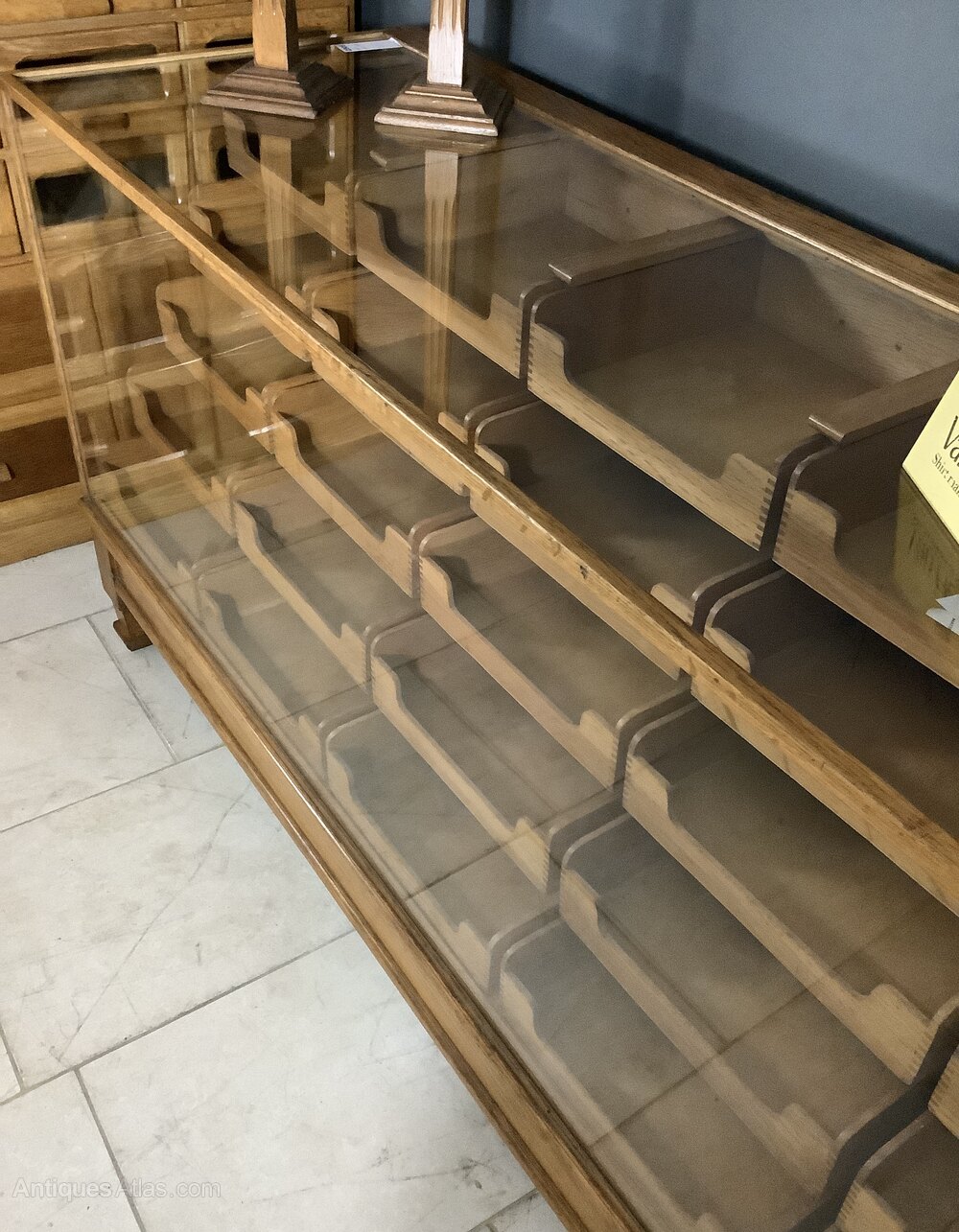125 Drawer Oak Haberdashery Shop Display Counter as859a136 / 0305 ...