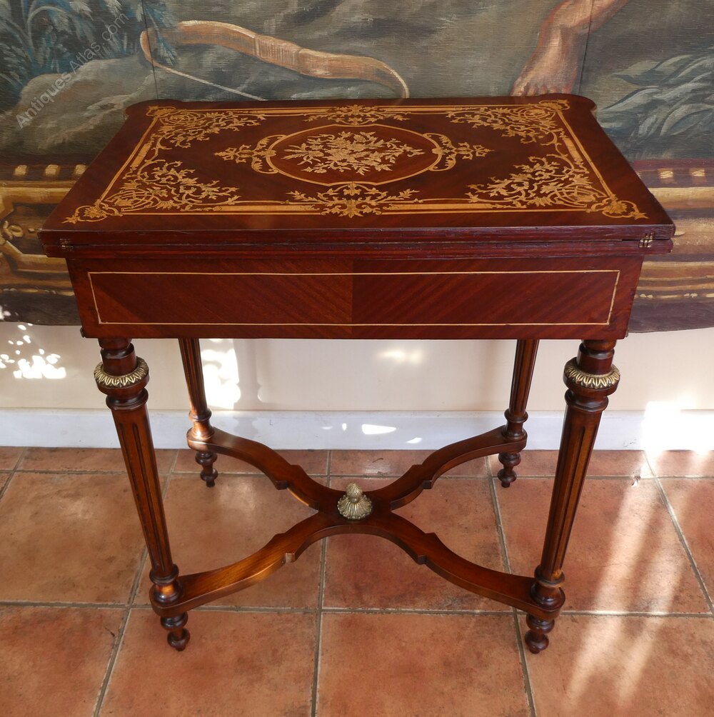 Louis XVI Style Games Table Walnut / Mahogany as299a4517 / 867 ...
