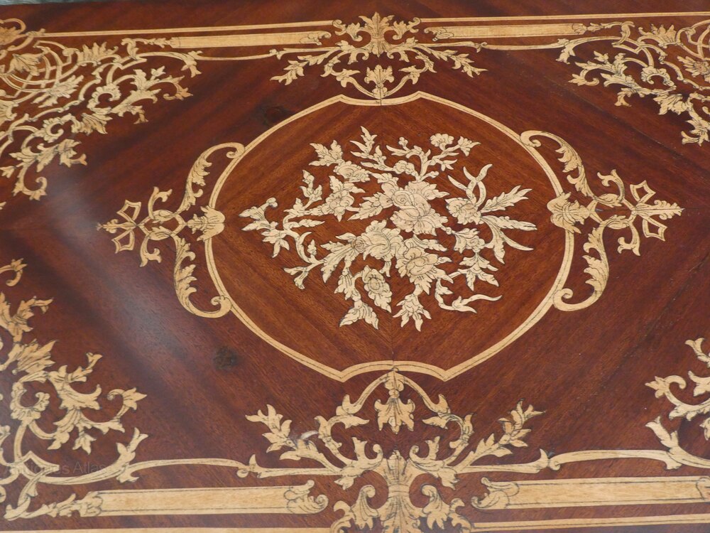Louis XVI Style Games Table Walnut / Mahogany as299a4517 / 867 ...