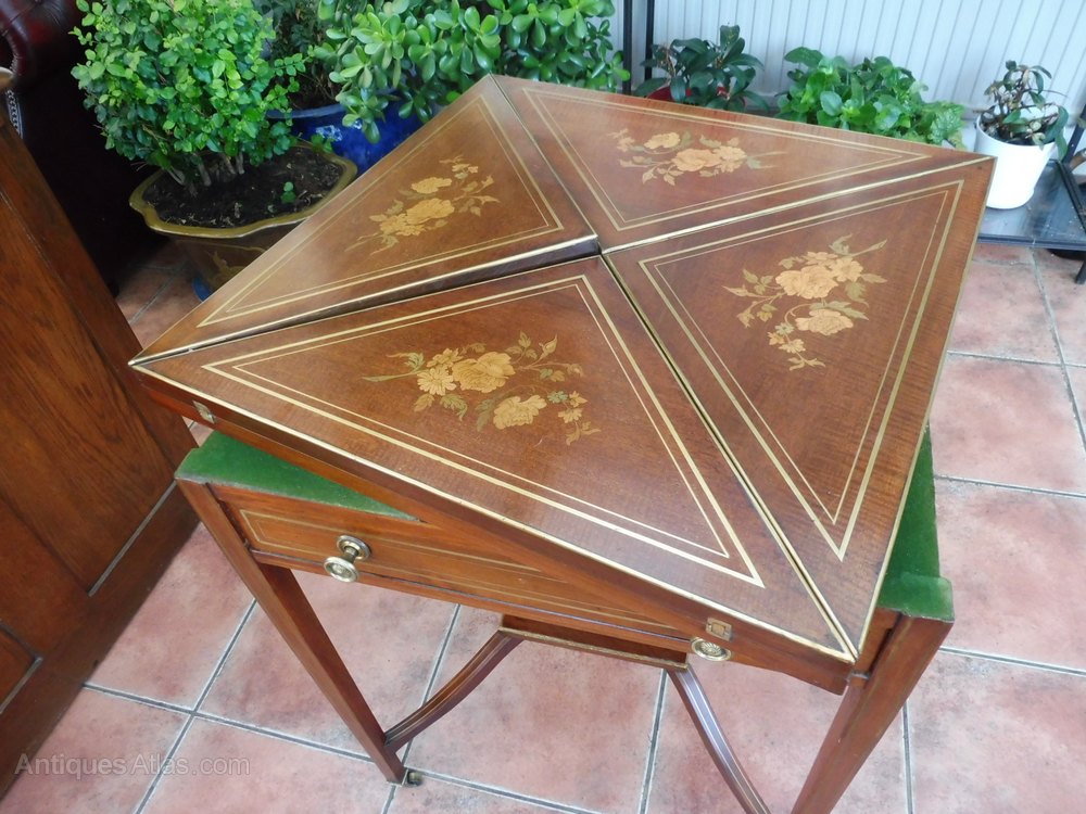 Maple And Co Inlaid Games Table Mahogany - Antiques Atlas