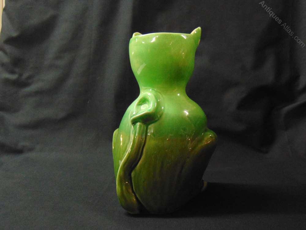 Antiques Atlas - J R M & Co (J R Mally) London Ware Green Cat ...