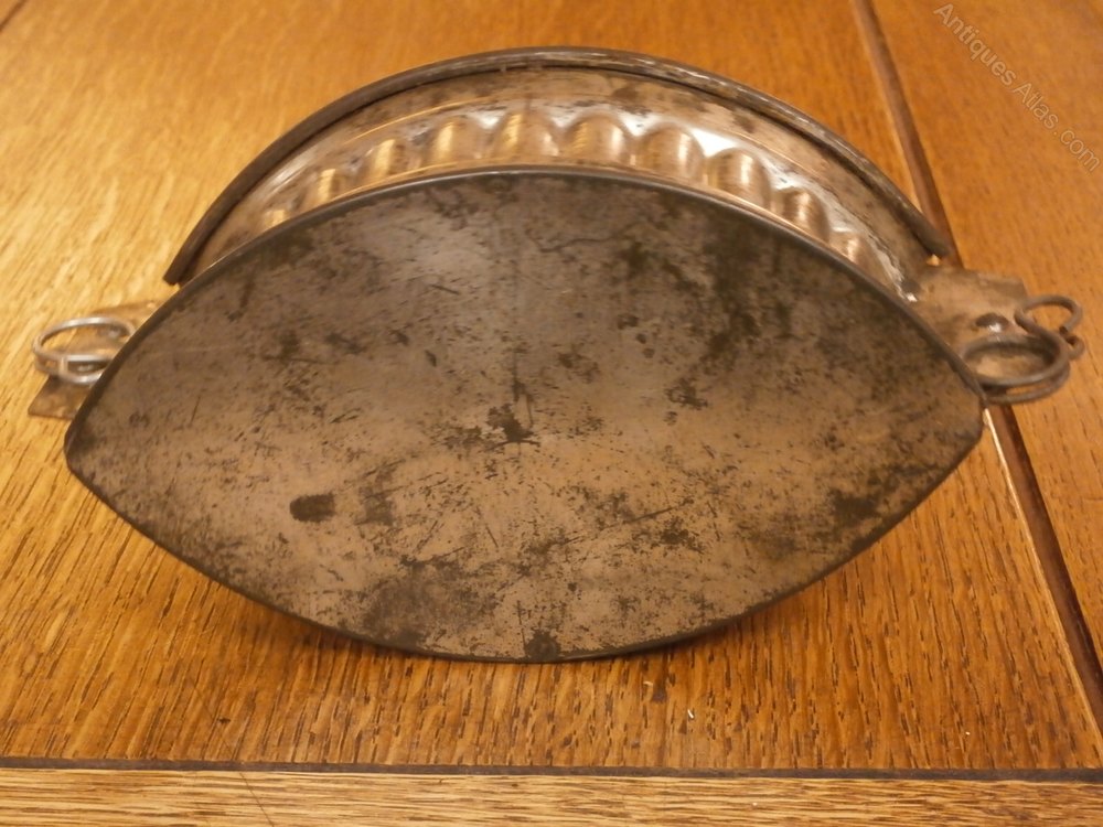 Antiques Atlas - Vintage French Raised Pie Mold C1950s,No160 as302a1236 ...