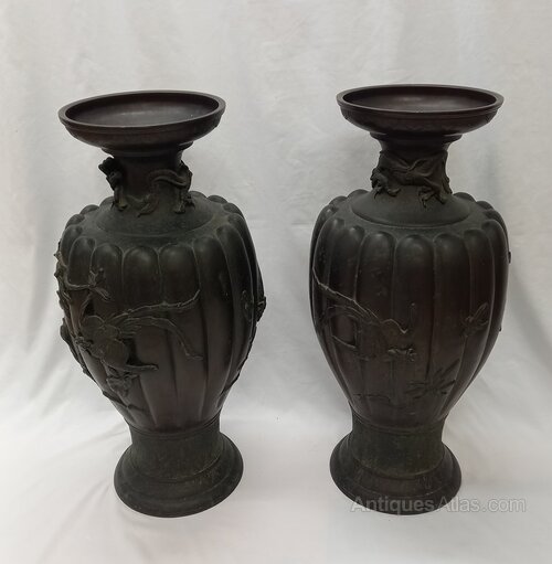 Antiques Atlas - Very Large Meiji Period Bronze Vases. as1178a410