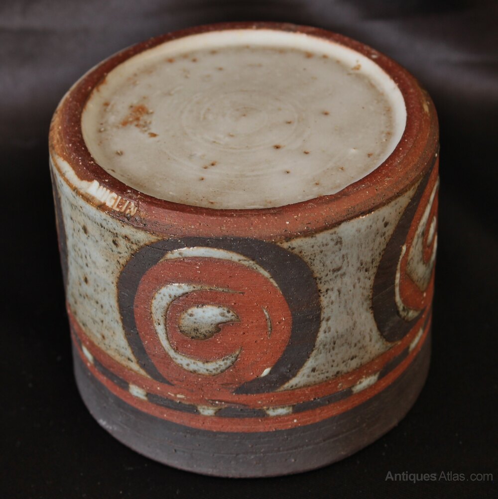 Antiques Atlas - Vintage Briglin Studio Pottery Sugar Bowl 1970's