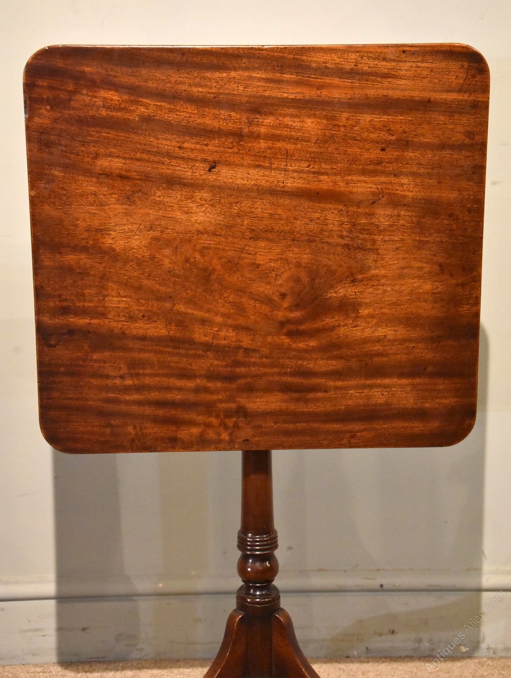 Regency Period Mahogany Tilt Top Tripod Table - Antiques Atlas