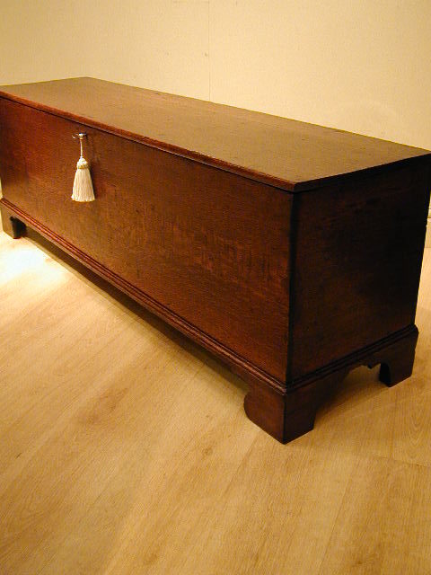 Late 18th Century Sword Chest In Oak - Antiques Atlas
