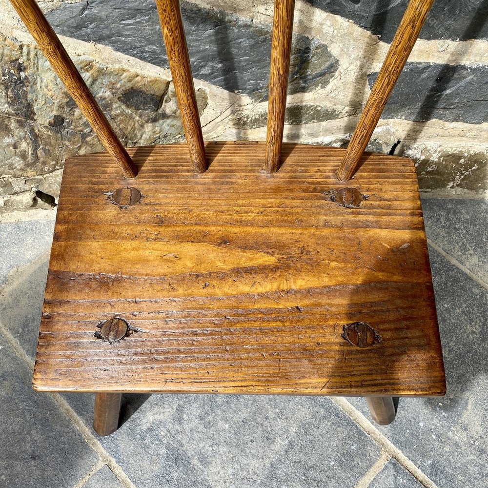 Welsh Comb Back Stick Chair In Oak And Pine - Antiques Atlas