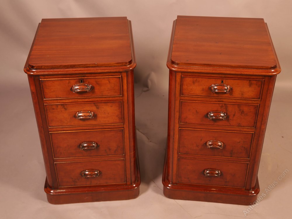 A Pair Of Mahogany Bedside Chests Victorian - Antiques Atlas