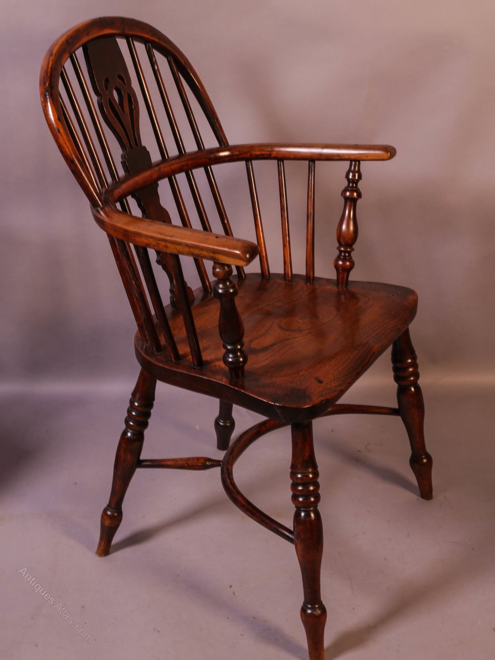 A Set Of 4 Yew Tree Windsor Chairs Rockley Worksho - Antiques Atlas