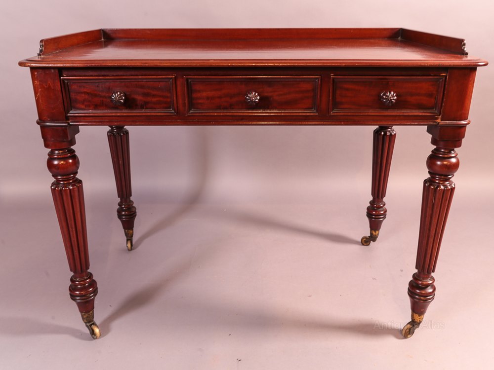 Gillows Writing Desk Mahogany C 1830 - Antiques Atlas