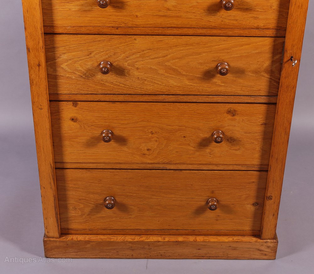 Oak Wellington Chest Victorian - Antiques Atlas