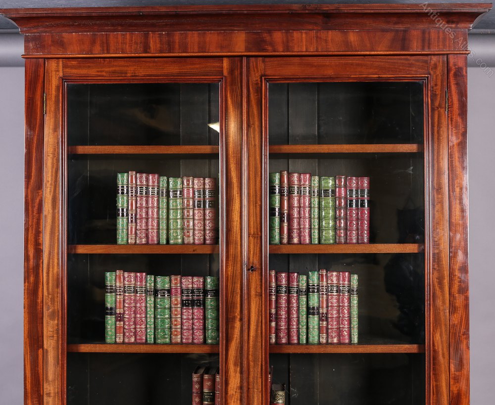 Victorian Library Bookcase In Mahogany - Antiques Atlas
