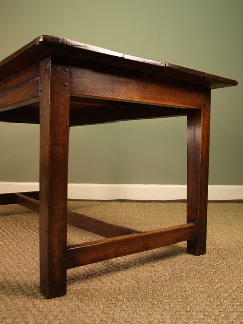 A Small Chestnut & Oak Farmhouse Table as129a364 - Antiques Atlas