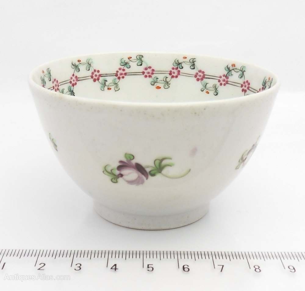 Antiques Atlas - 18th Century New Hall Tea Bowl C. 1790