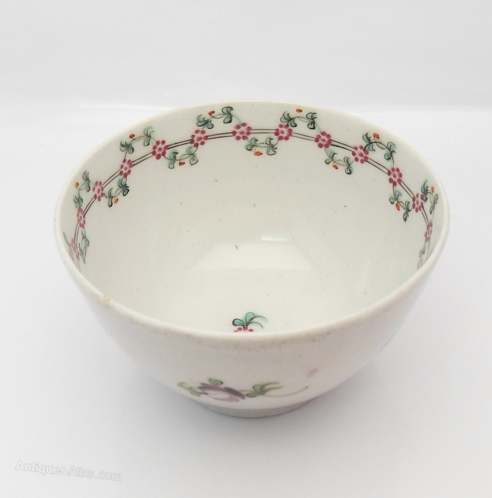 Antiques Atlas - 18th Century New Hall Tea Bowl C. 1790