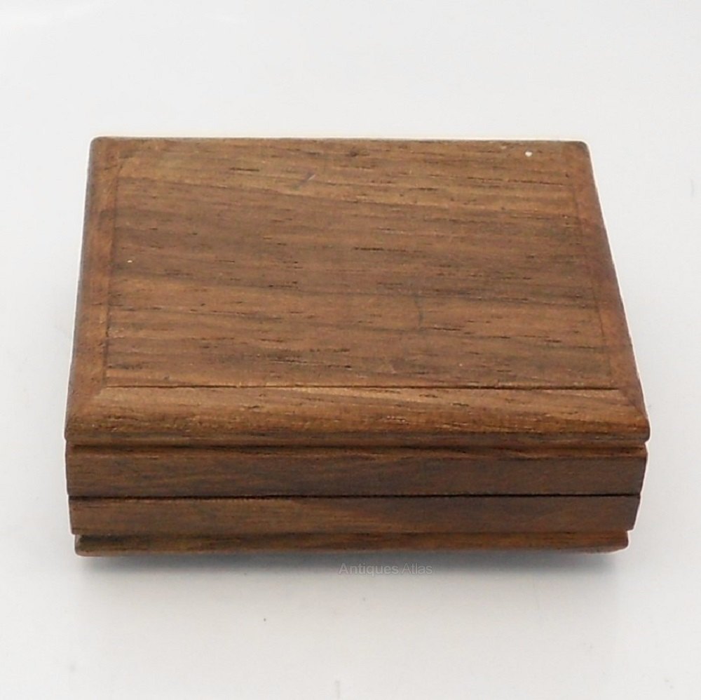 Antiques Atlas - Carved Vintage Black Forest Stamp Box as309a300 ...