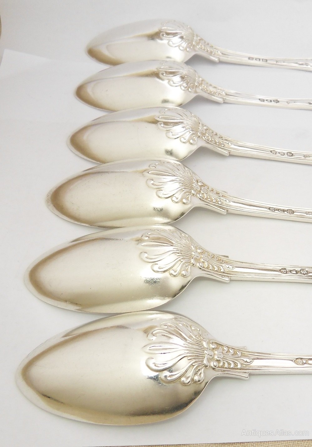 Antiques Atlas - Fine Set Of 6 Victorian Queen's Pattern Spoons
